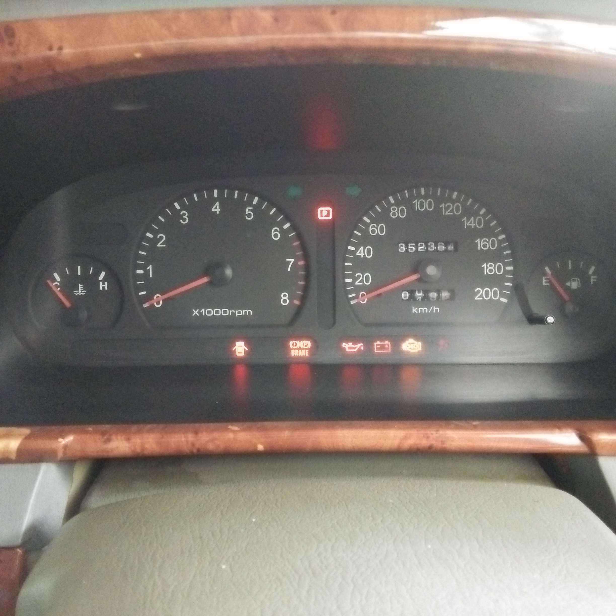 Ang Trading & Motor Credit Sdn Bhd - Imported & Used Cars - Naza Ria 2.5